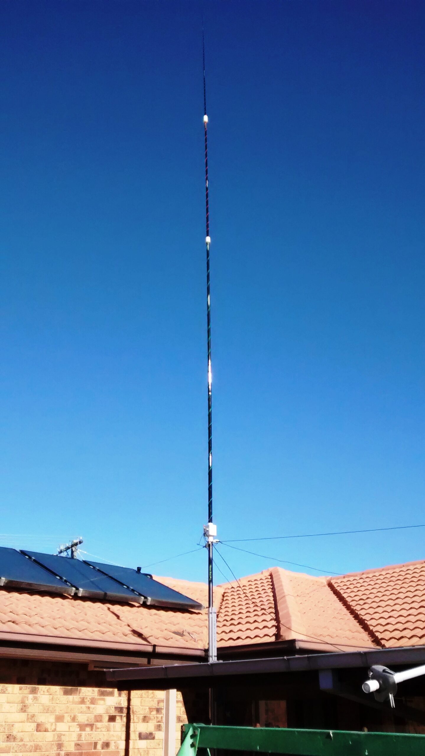 VK3EMU Tri-Band Squid Pole Vertical | Wyndham Amateur Radio Club